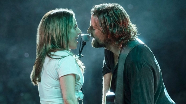"Shallow" é indicada na categoria "Best Original Song" da década no ...